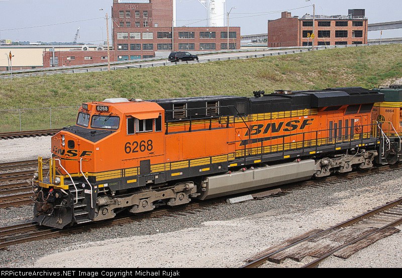 BNSF 6268
